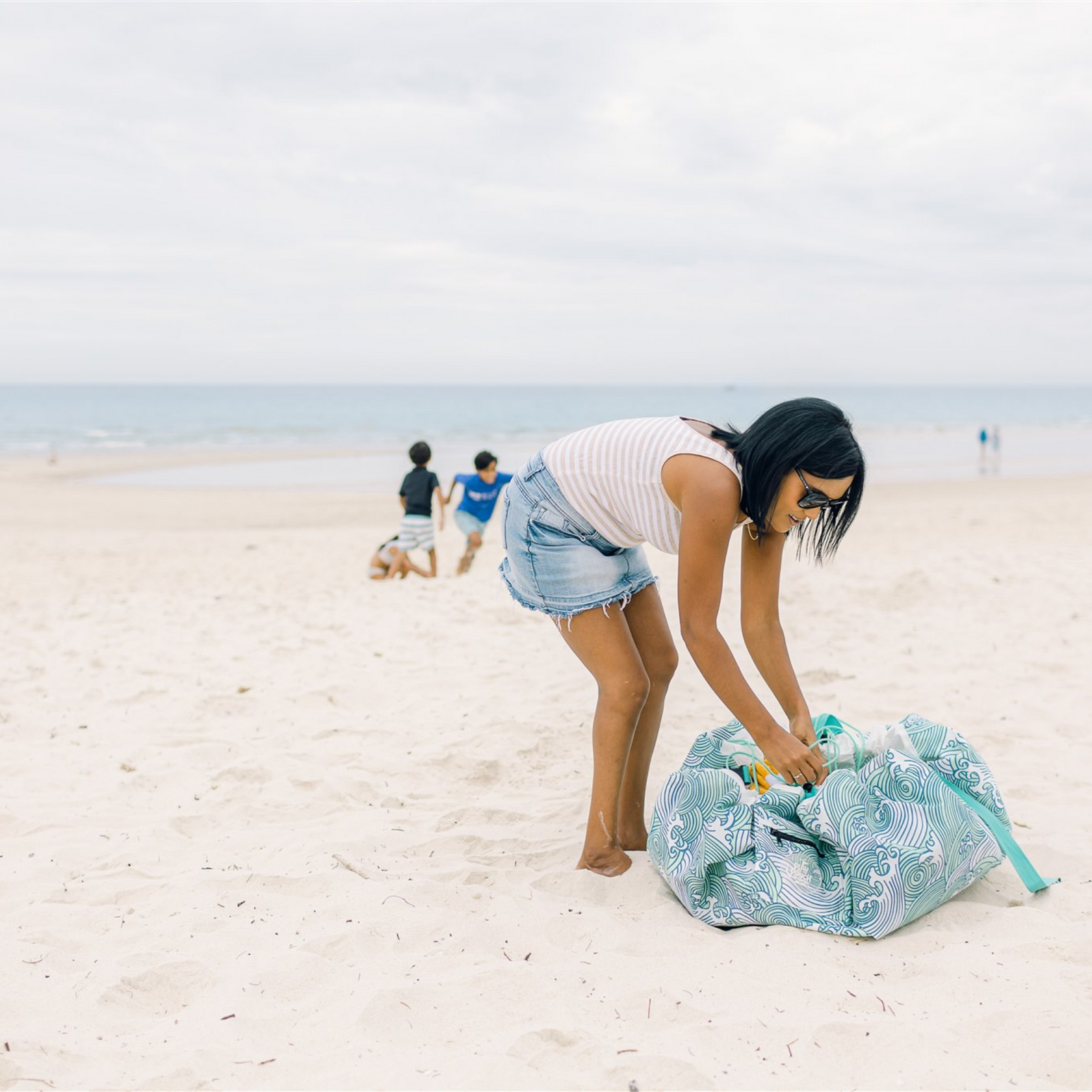 Outdoor Aqua Pouch - Waves – Pouch Australia